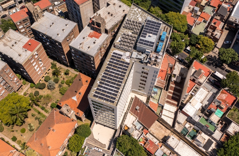 Gire da un paso en su camino a la transición energética