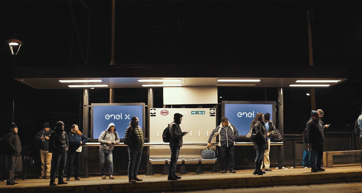 Paraderos de buses eléctricos ¡con energía solar!